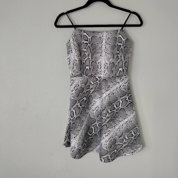 Streetwear Society | Dresses | Snake Animal Print Streetwear Society ...